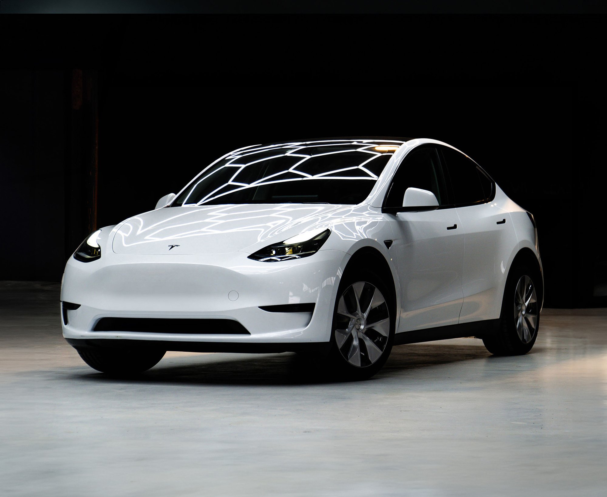 Tesla Model Y lease vanaf €679,- per maand excl. BTW | MisterGreen